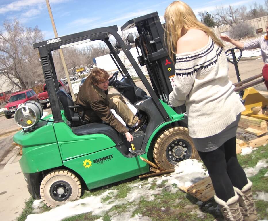 A tale of forklifts and team building - Modular Robotics | Cubelets ...